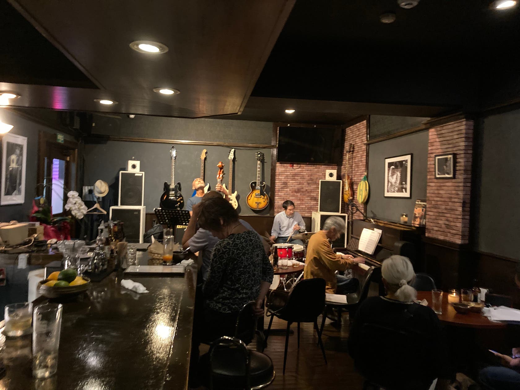 撮影・演奏・宴会に！Shot Bar Sidewayの写真17