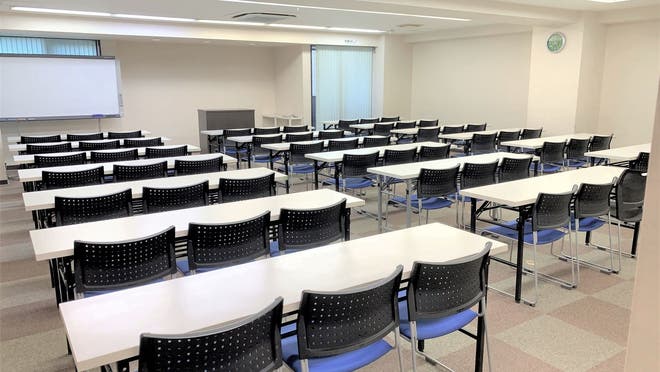 【リロの会議室 新宿ファーストステージ】10階会議室の写真2