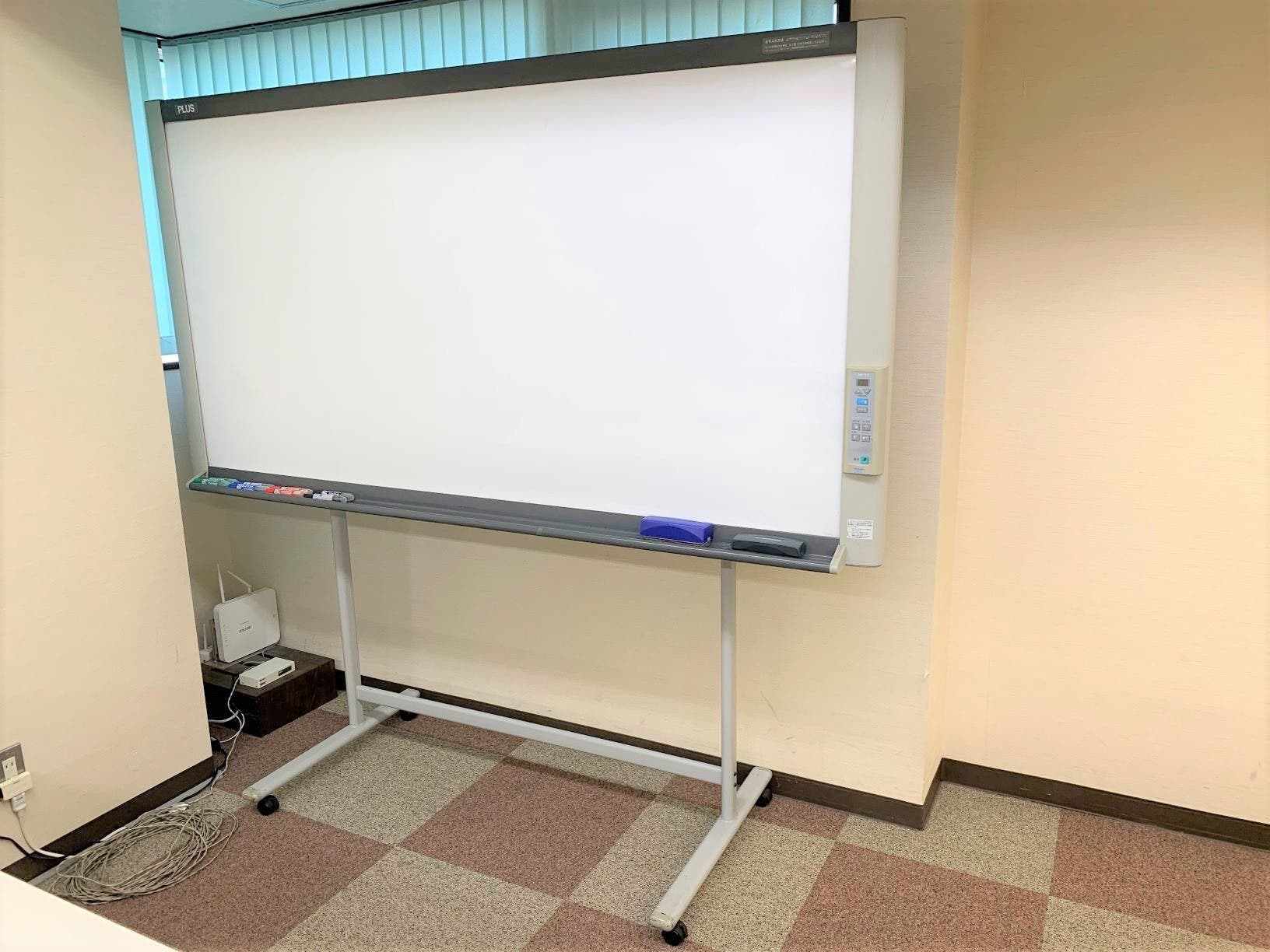 【リロの会議室　新宿ファーストステージ】10階会議室の写真3