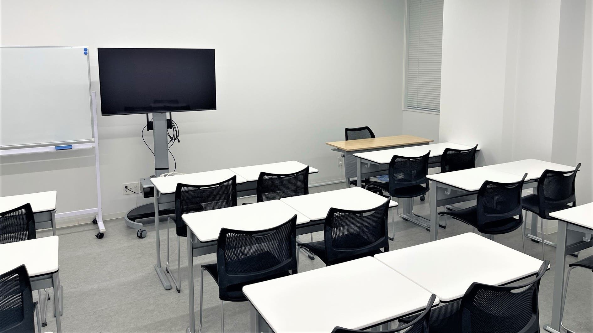 【リロの会議室　池袋】607の写真3