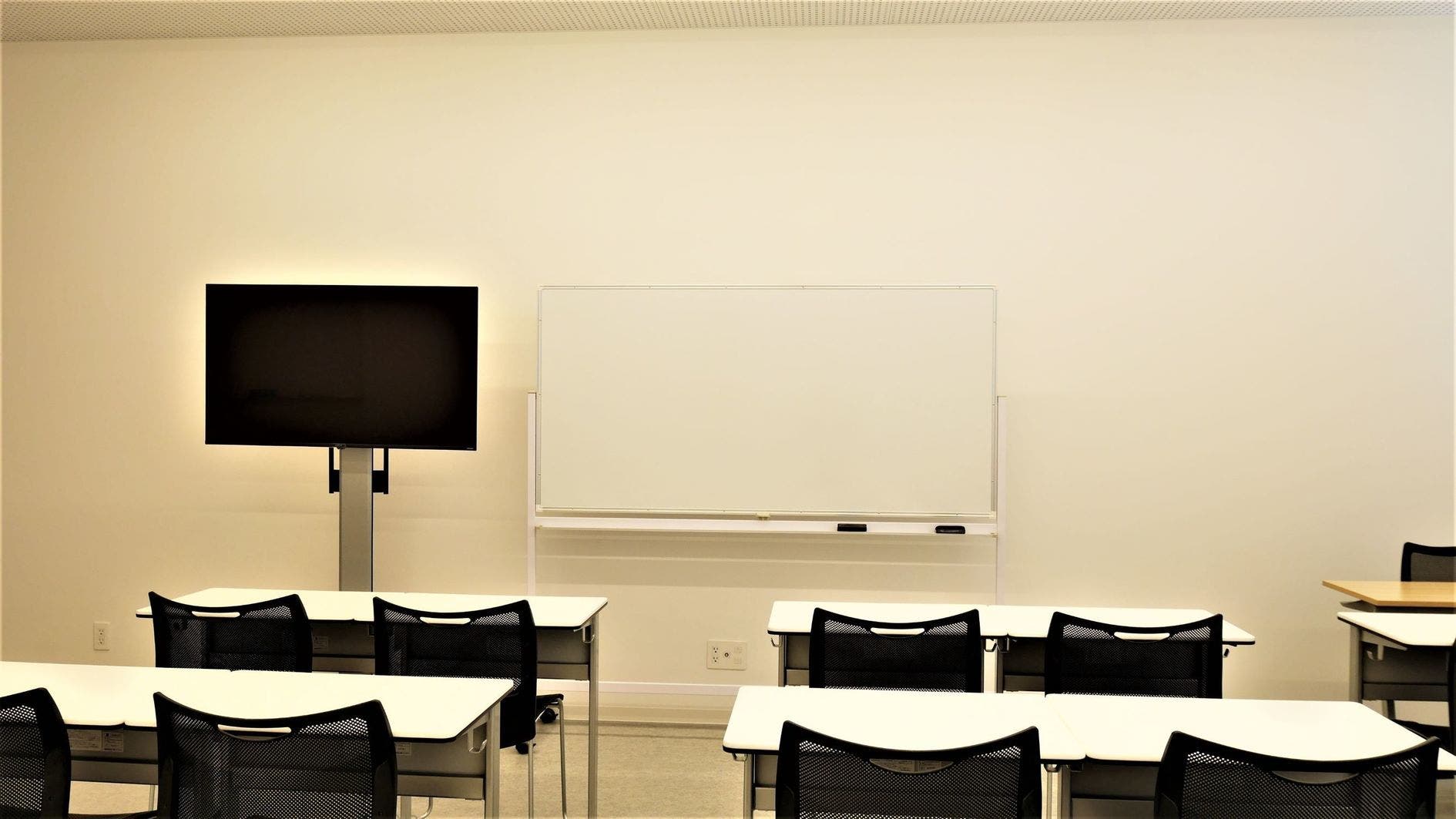 【リロの会議室　池袋】805の写真1