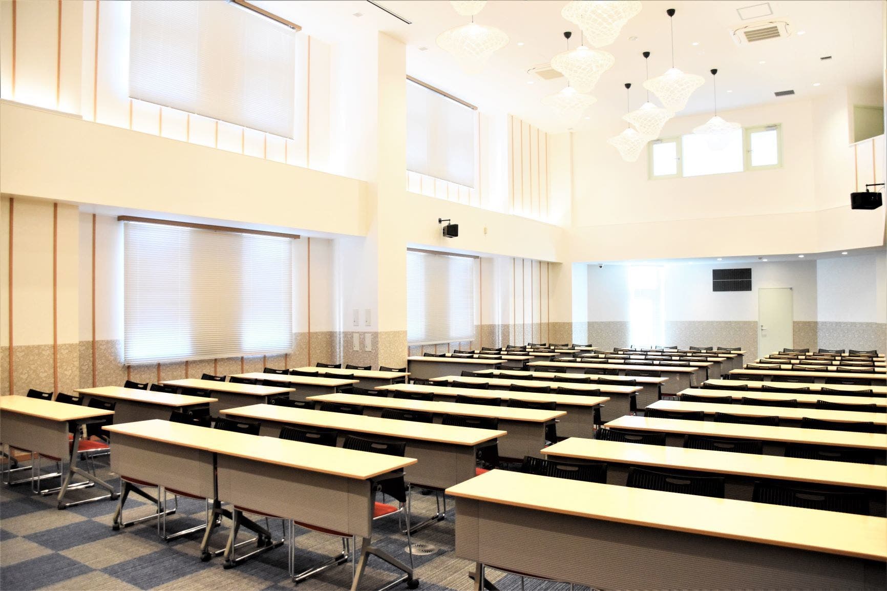 【リロの会議室　池袋】9階ホールの写真2