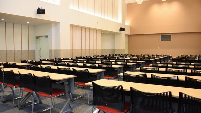 【リロの会議室 池袋】9階ホールの写真3