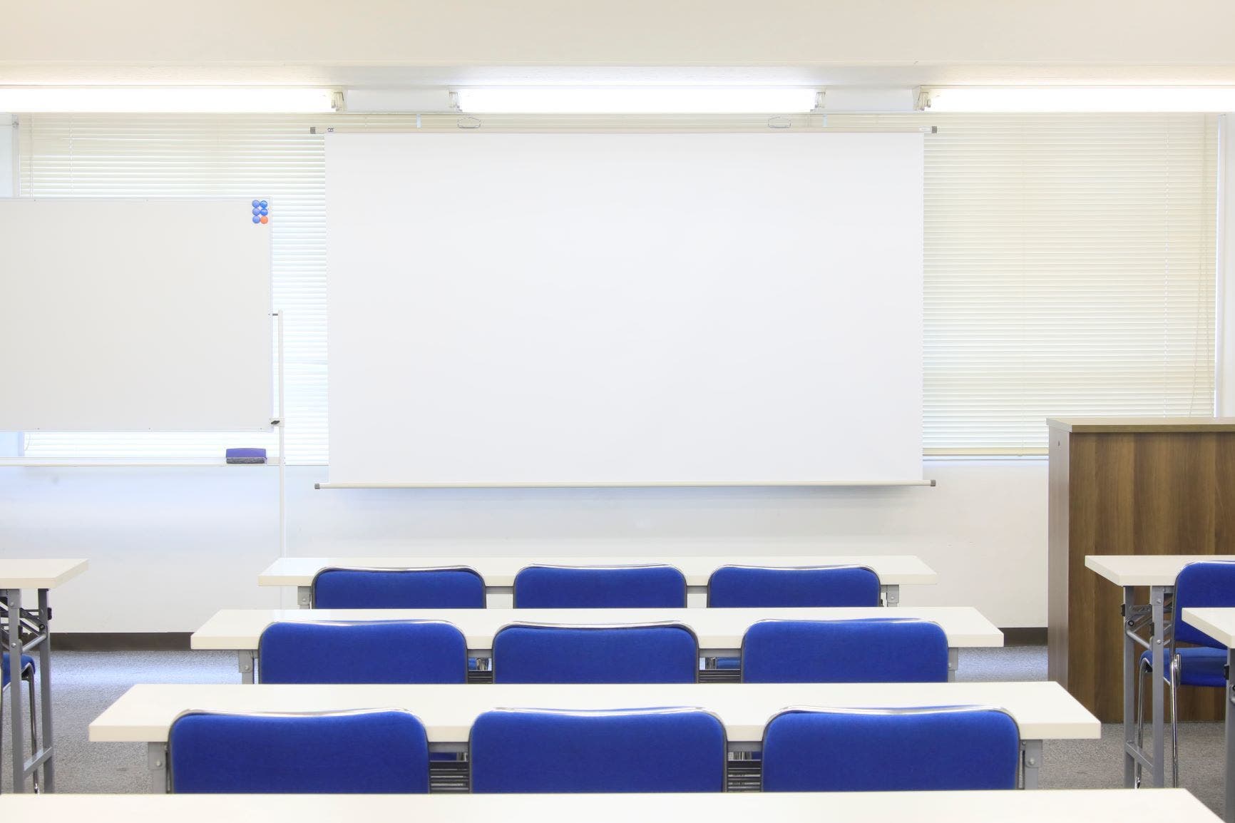 【リロの会議室　飯田橋】会議室Bの写真3