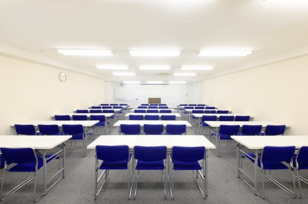 【リロの会議室　飯田橋】会議室Cの写真1