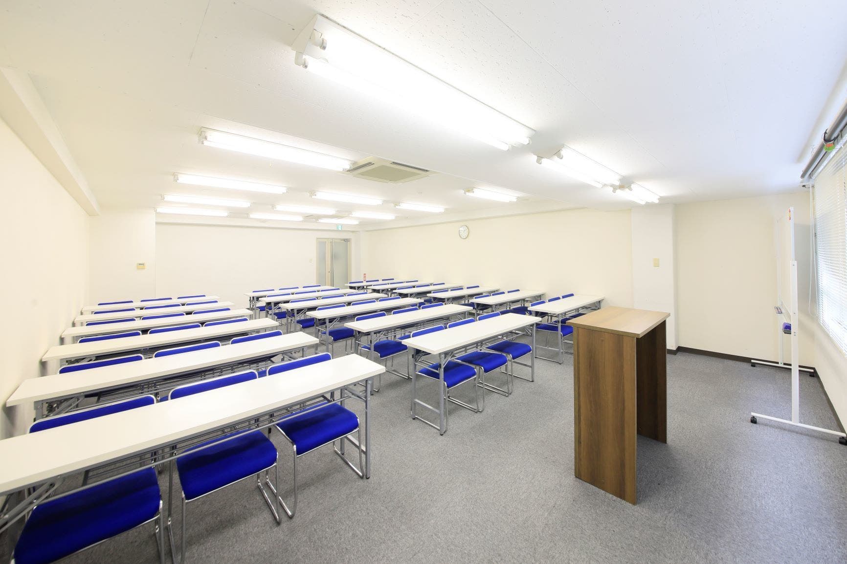 【リロの会議室　飯田橋】会議室Cの写真3