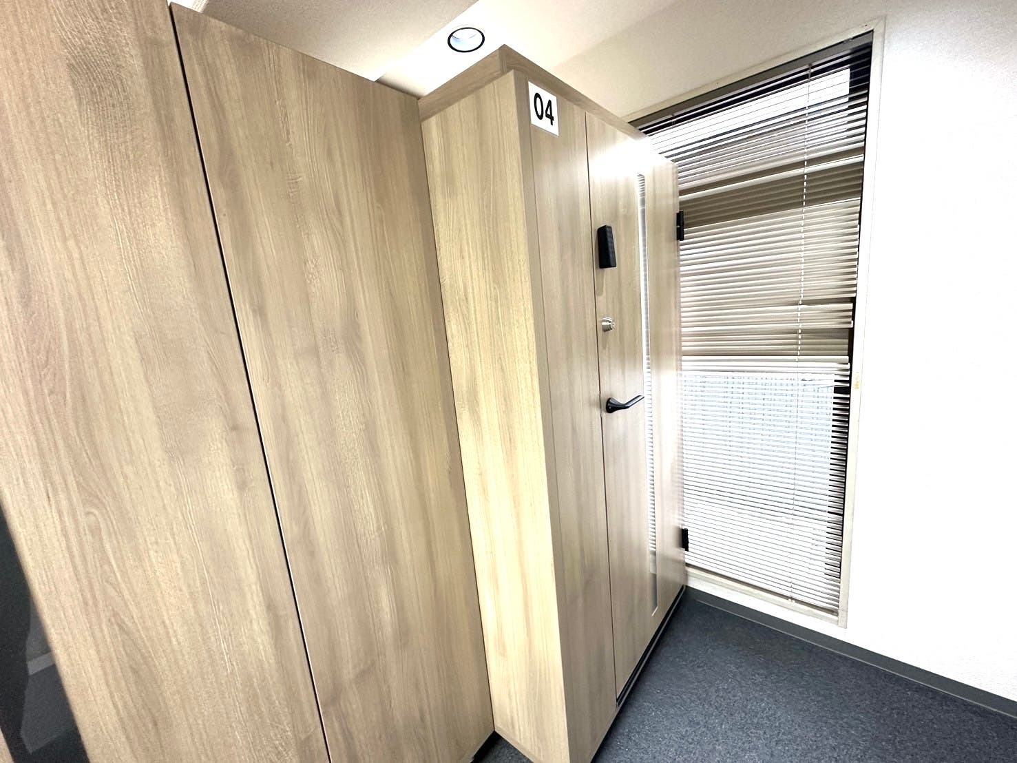 ＜PaO Work 川崎No.1＞京急川崎駅徒歩4分✨完全個室🚪光回線Wi-Fi📶電源🔌テレワーク/面接/自習/作業の写真8