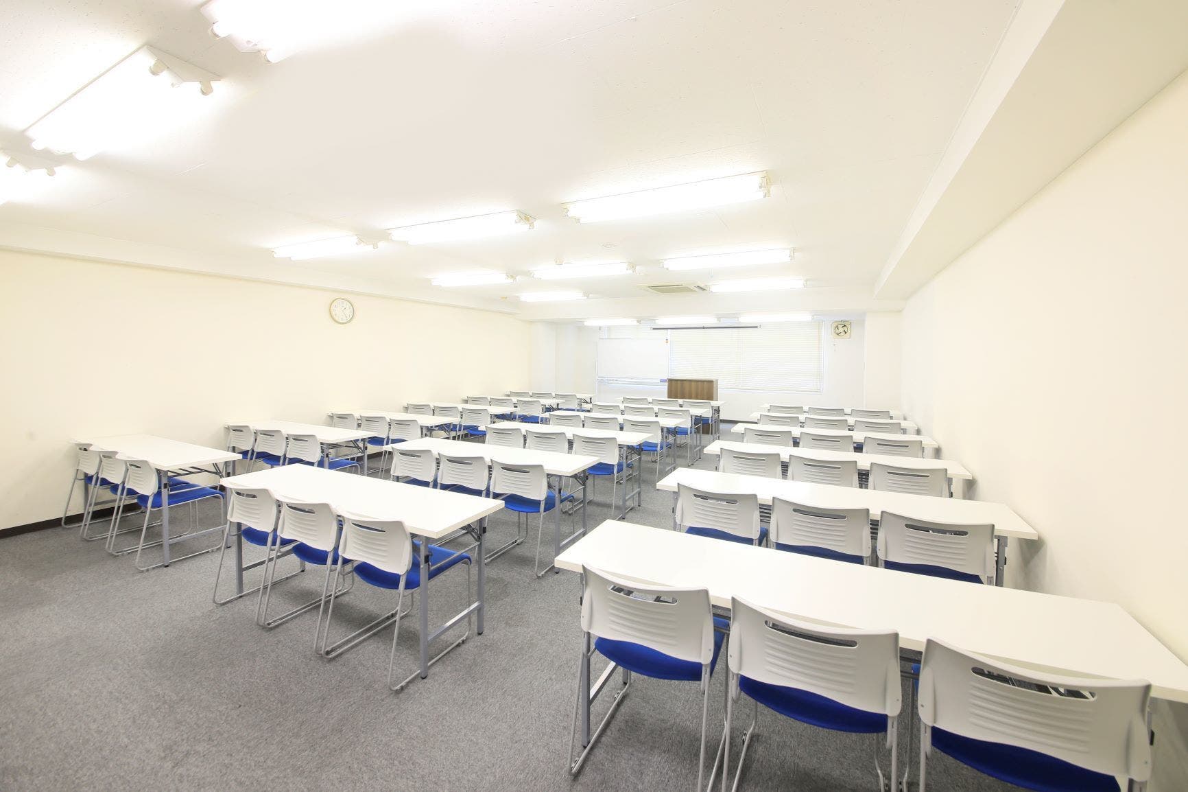 【リロの会議室　飯田橋】会議室Dの写真2