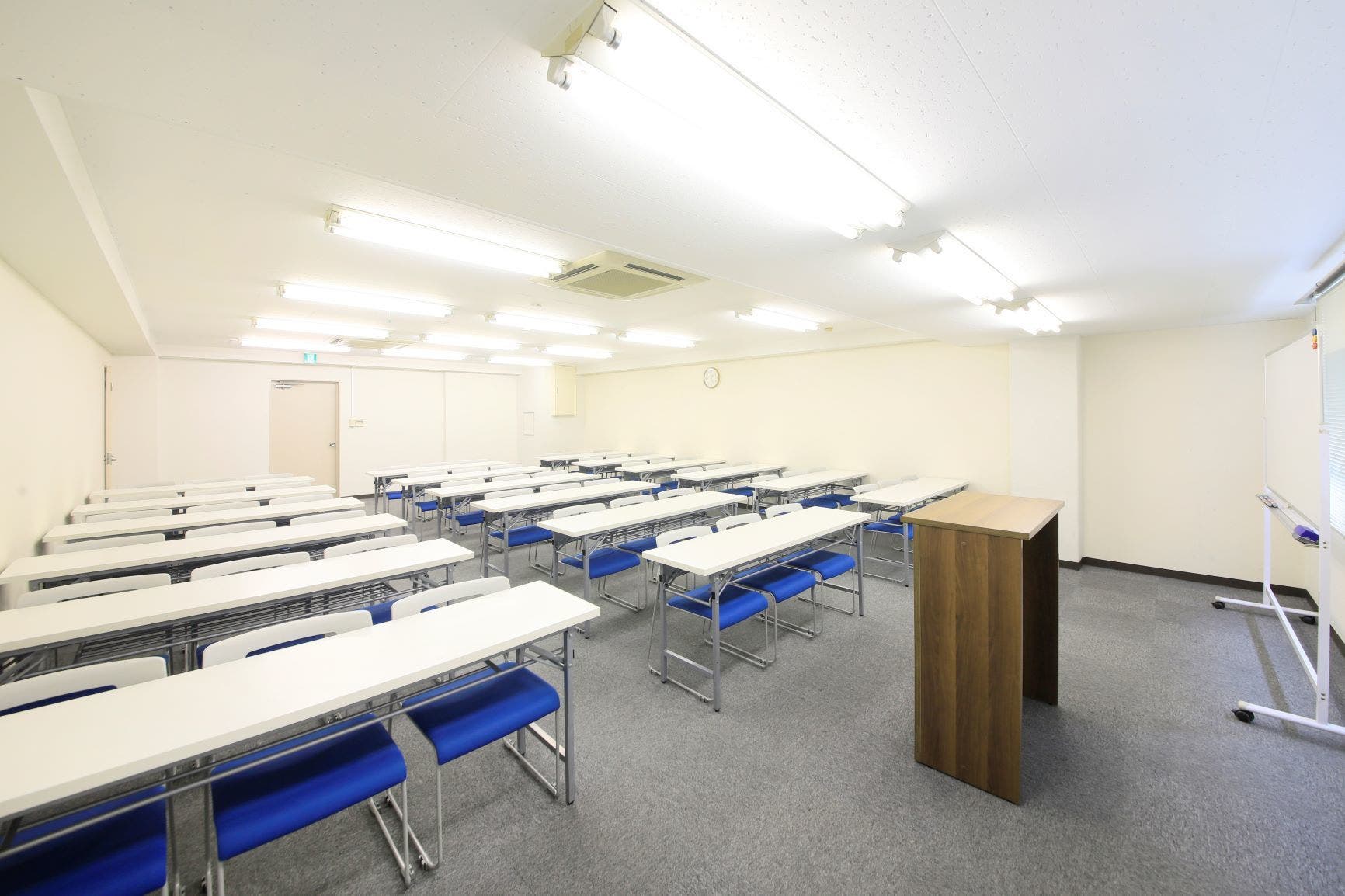 【リロの会議室　飯田橋】会議室Dの写真4