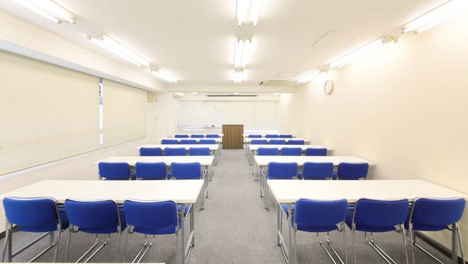 【リロの会議室 飯田橋】会議室Eの写真1