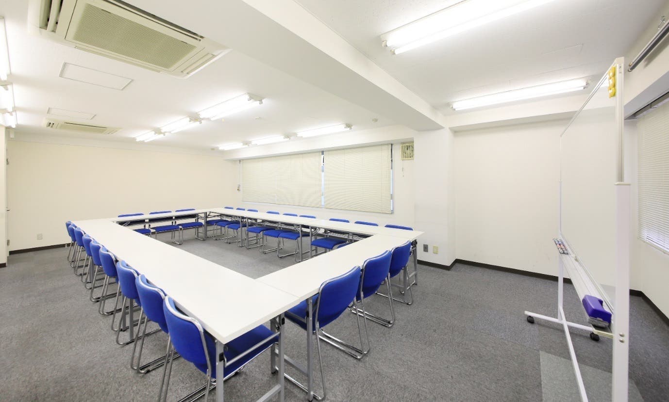 【リロの会議室　飯田橋】会議室Eの写真3