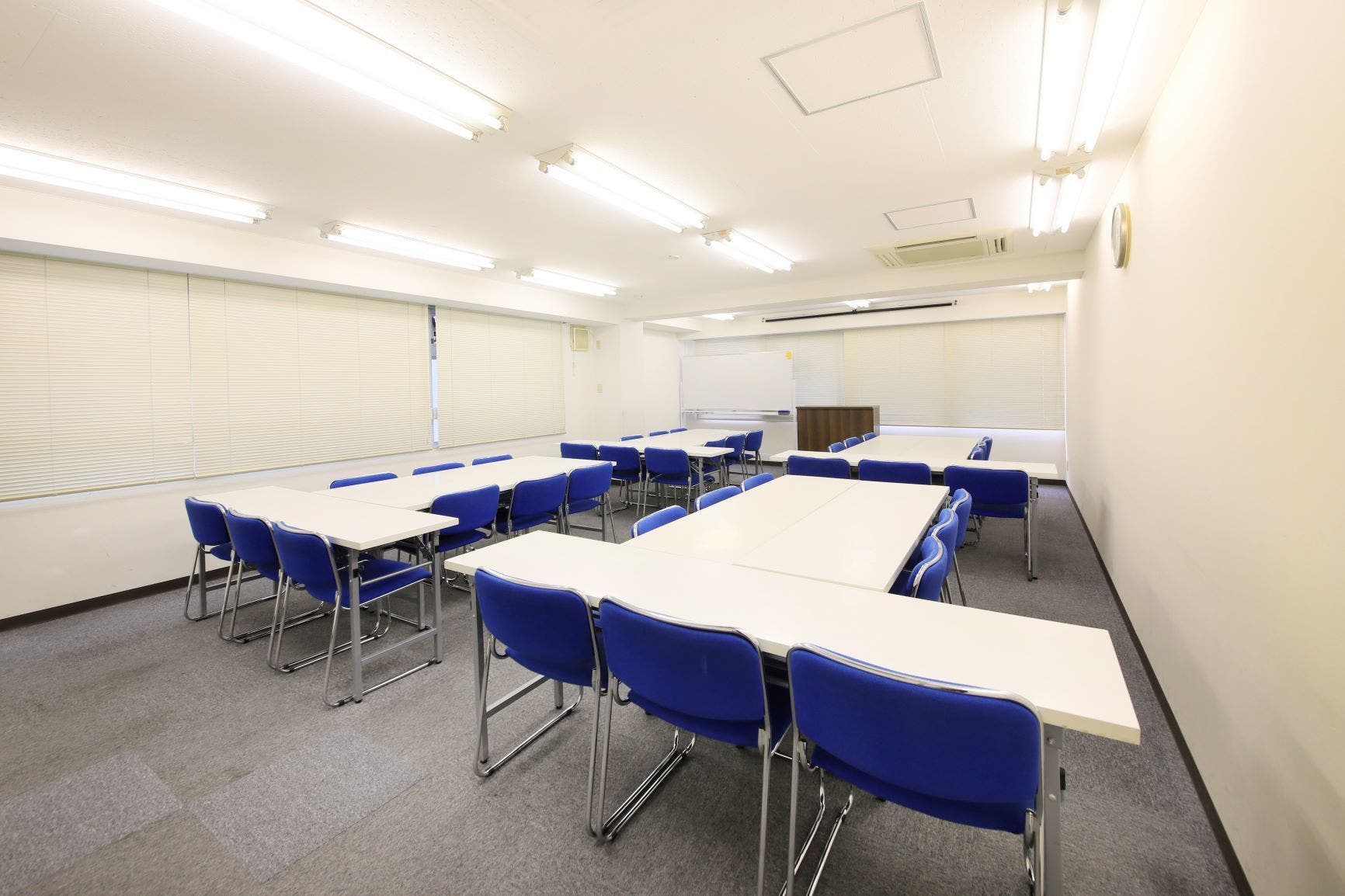 【リロの会議室　飯田橋】会議室Eの写真5