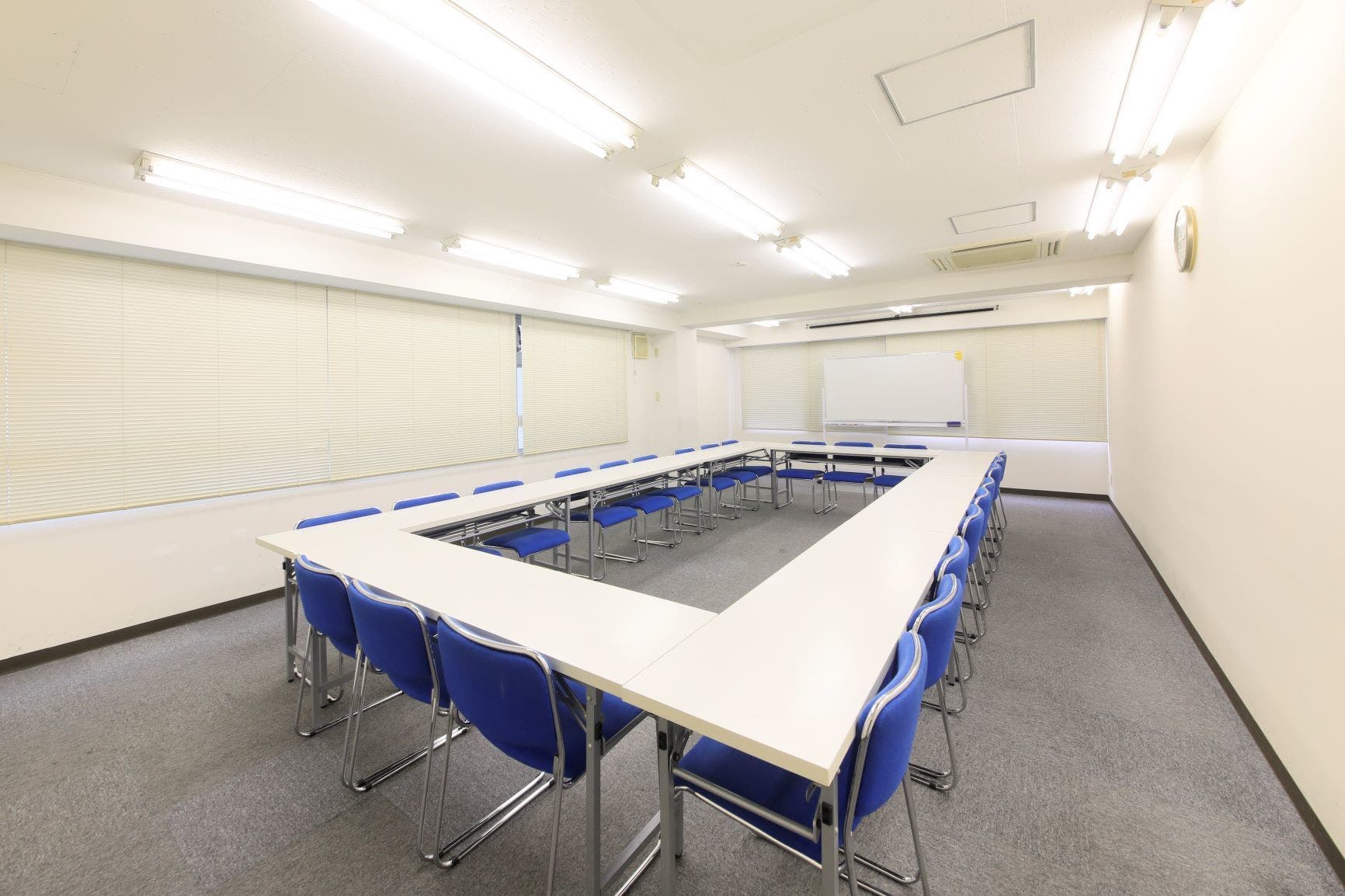 【リロの会議室　飯田橋】会議室Eの写真6