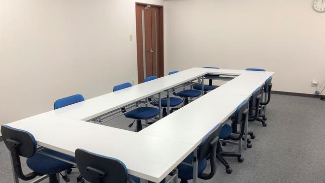 【リロの会議室 飯田橋】会議室Fの写真1