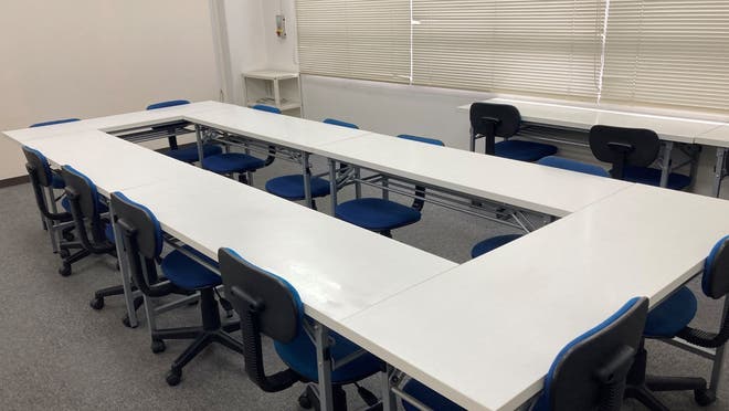 【リロの会議室 飯田橋】会議室Fの写真3