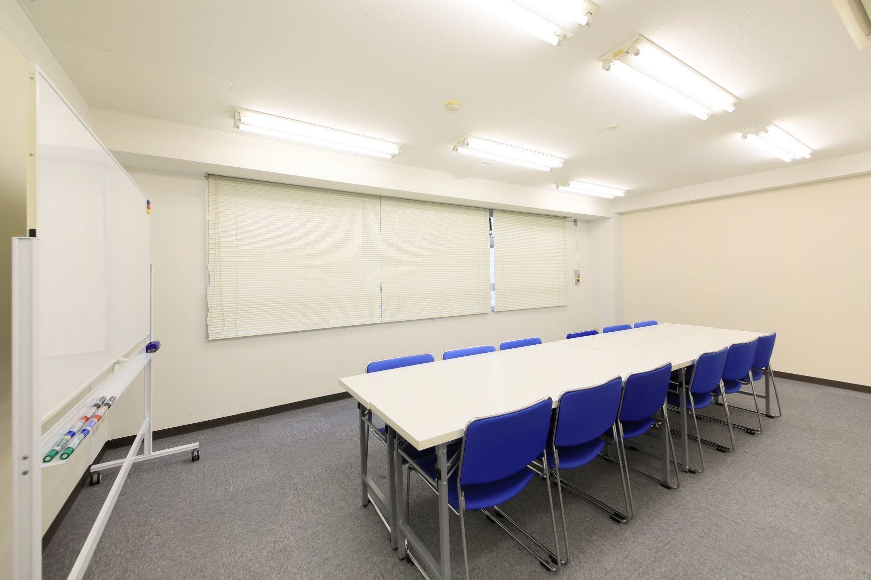 【リロの会議室　飯田橋】会議室Gの写真3