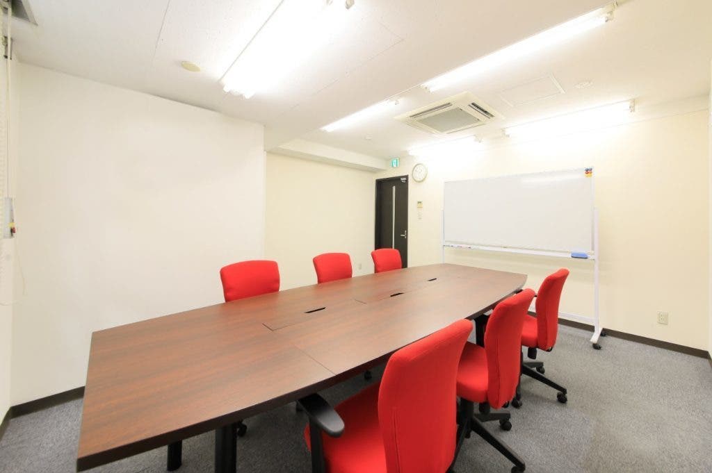 【リロの会議室　飯田橋】会議室Hの写真2