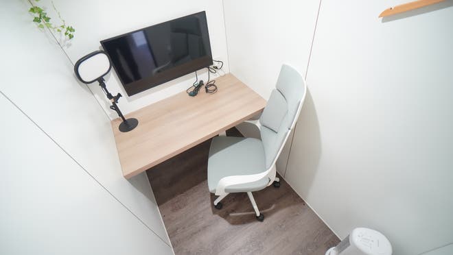 <PRIME BOOTH名古屋駅太閤通口No.2(ラージ)>名古屋駅4分🚃個室🚪光Wi-Fi📶モニター🖥電源🔌テレワーク/面接の写真4