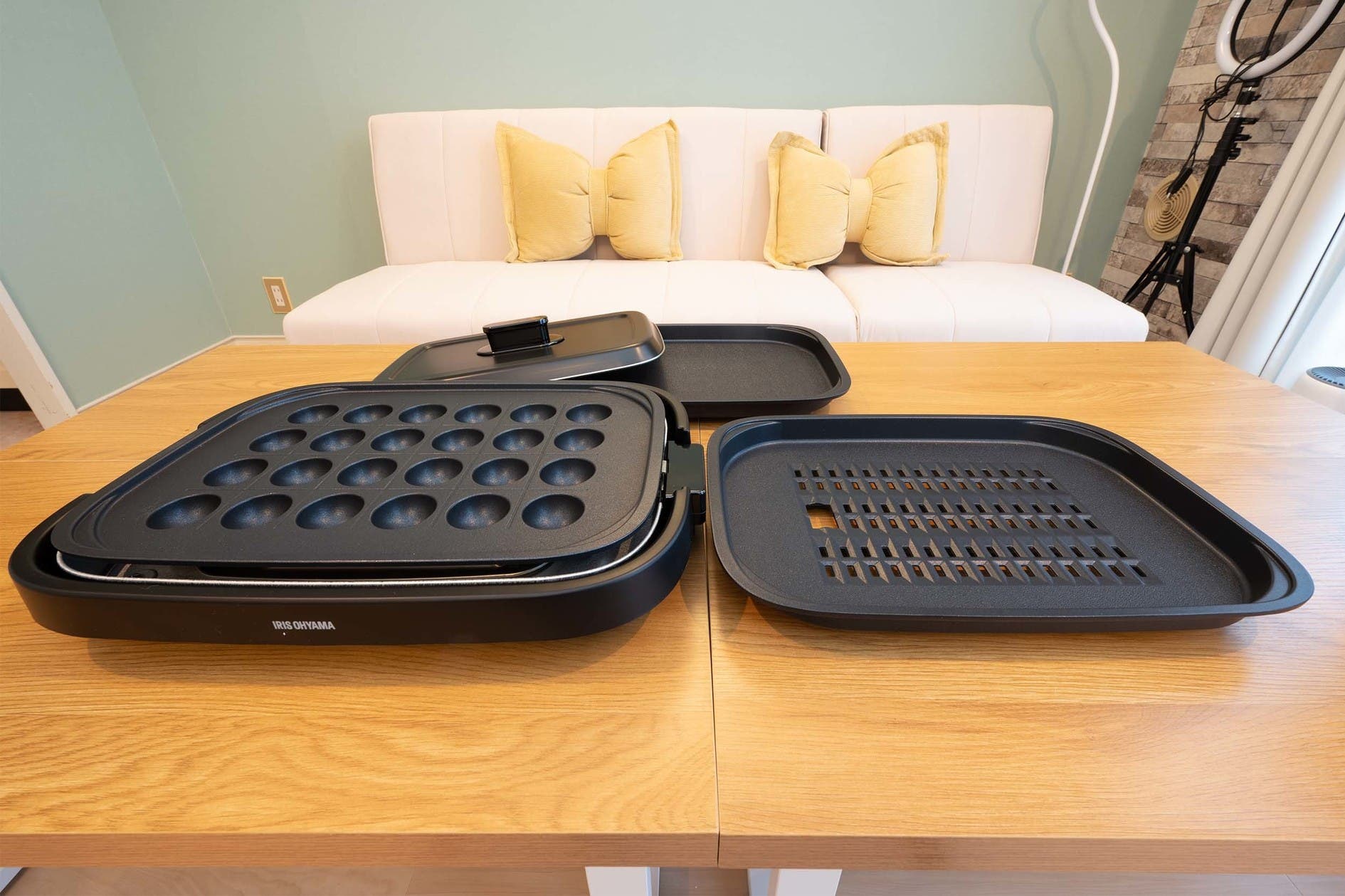 ④多機能ホットプレート：プレート3種（網焼き肉・平面・たこ焼き）の画像1