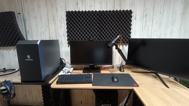 【鹿児島中央駅徒歩4分】ゲーミングPC設置,完全個室,防音,高速回線【テレワーク/esports/Zoom会議等におすすめ】の写真3