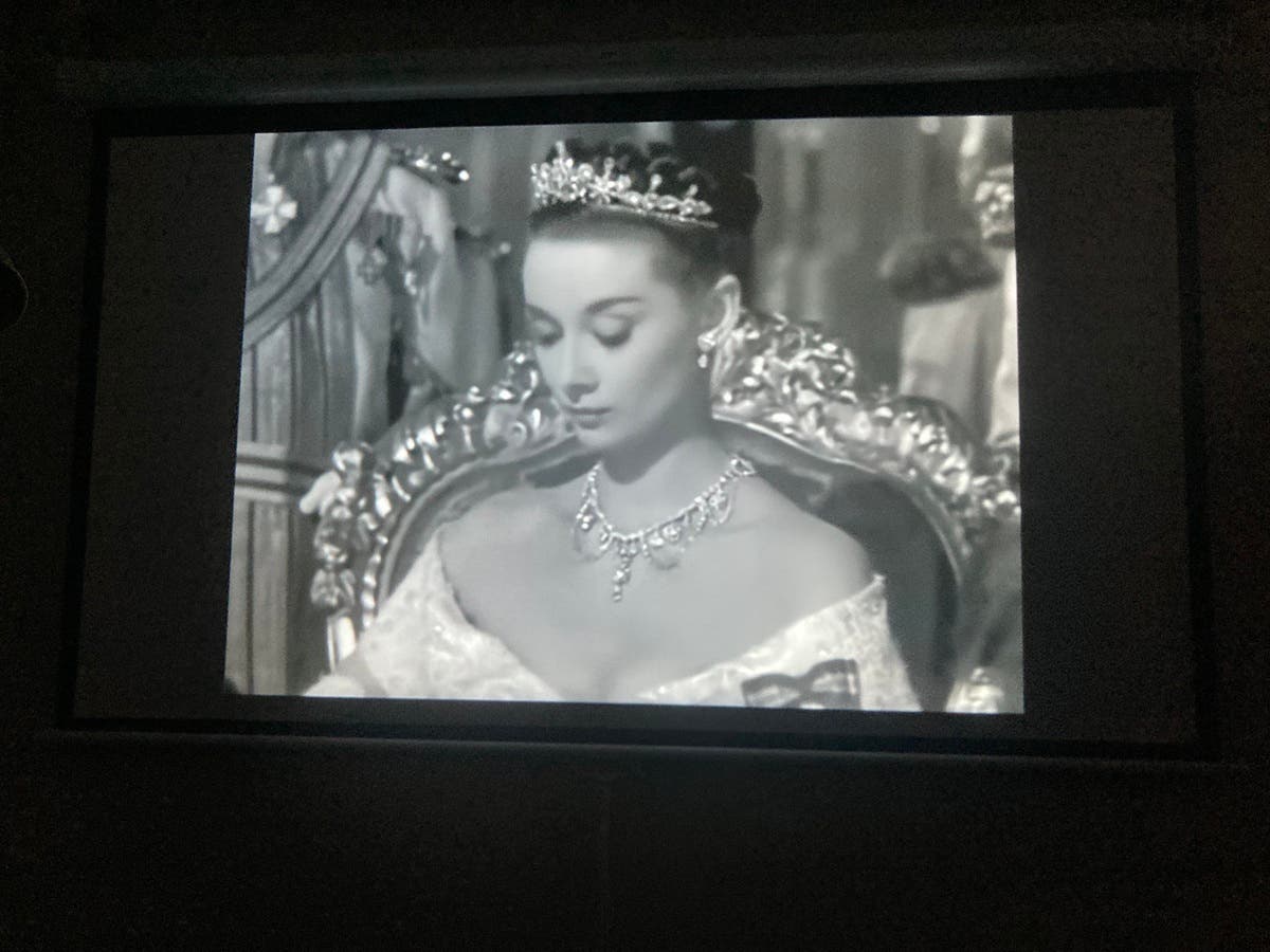 NEW OPEN❣人気エリアの神楽坂商店街にあるプライベート・シアター🎬「としょかんのうら神楽坂」の写真13