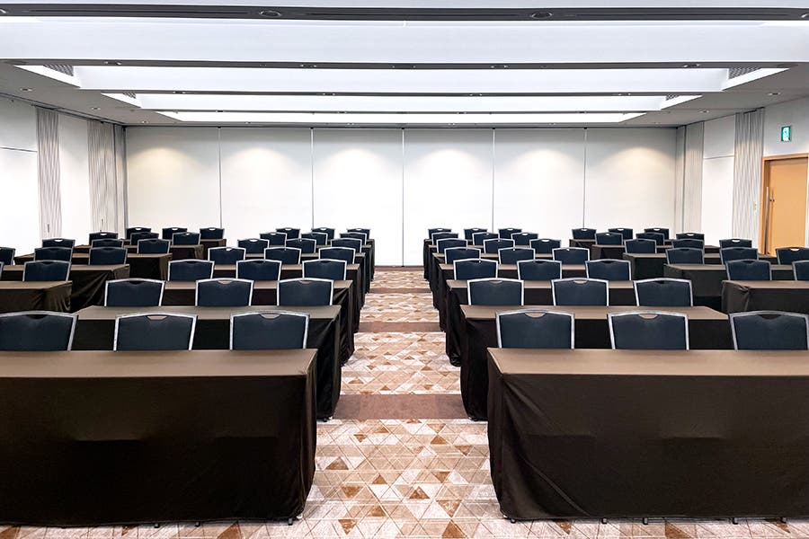 【TKPエルガーラホール】中ホール2の写真1