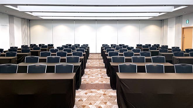 【TKPエルガーラホール】中ホール2の写真1