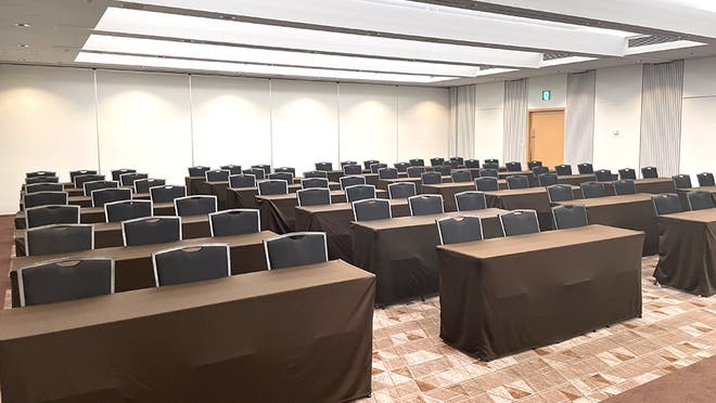 【TKPエルガーラホール】中ホール2の写真2