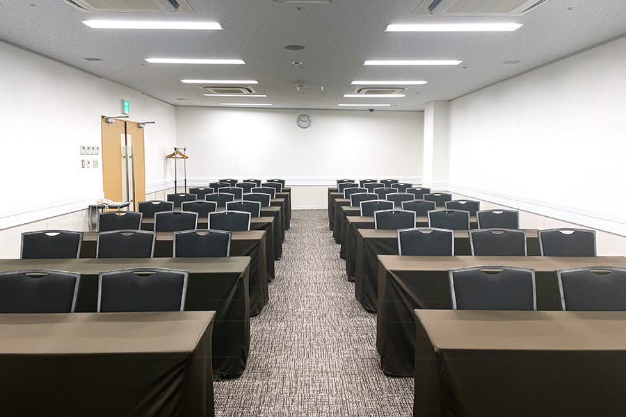 【TKPエルガーラホール】会議室1の写真3