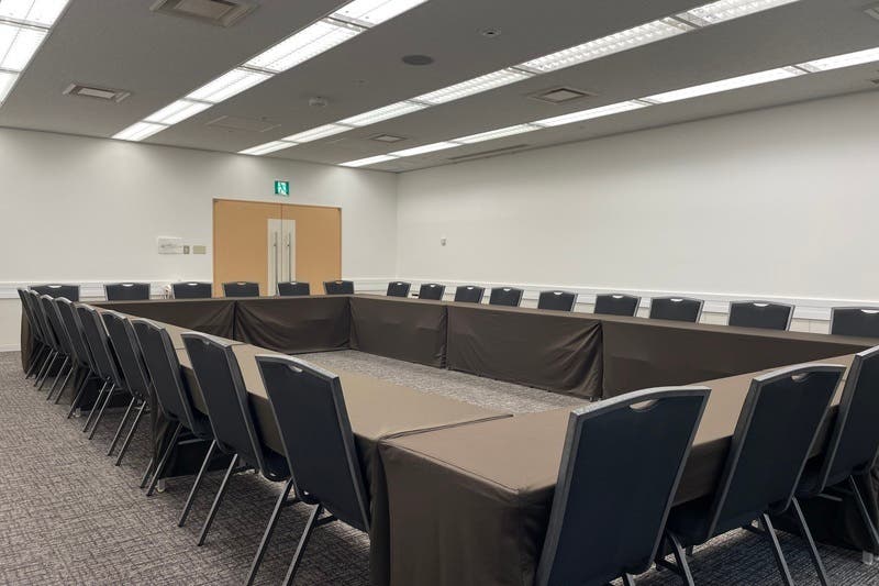 【TKPエルガーラホール】会議室2の写真3