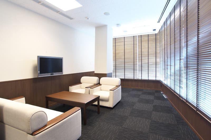 【TKPエルガーラホール】特別控室1の写真1