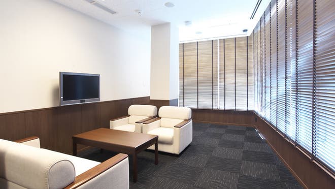 【TKPエルガーラホール】特別控室1の写真1