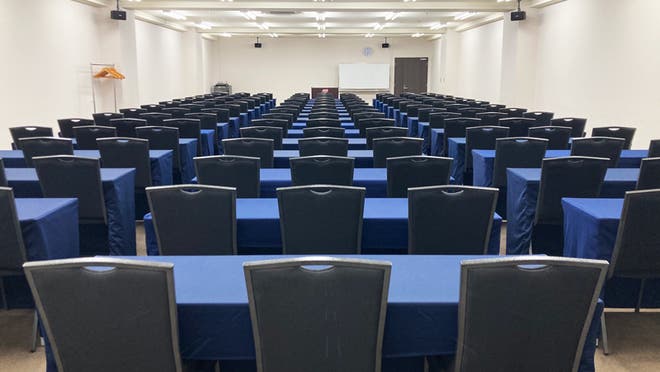 【TKPカンファレンスシティ博多】TKPホールの写真3