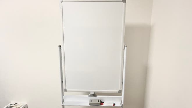 Pave 吉祥寺 駅徒歩3分個室/面接/お話会/三脚リングライト有/8〜22時即利用可/高速WiFi100Mbps/4Kモニターの写真8