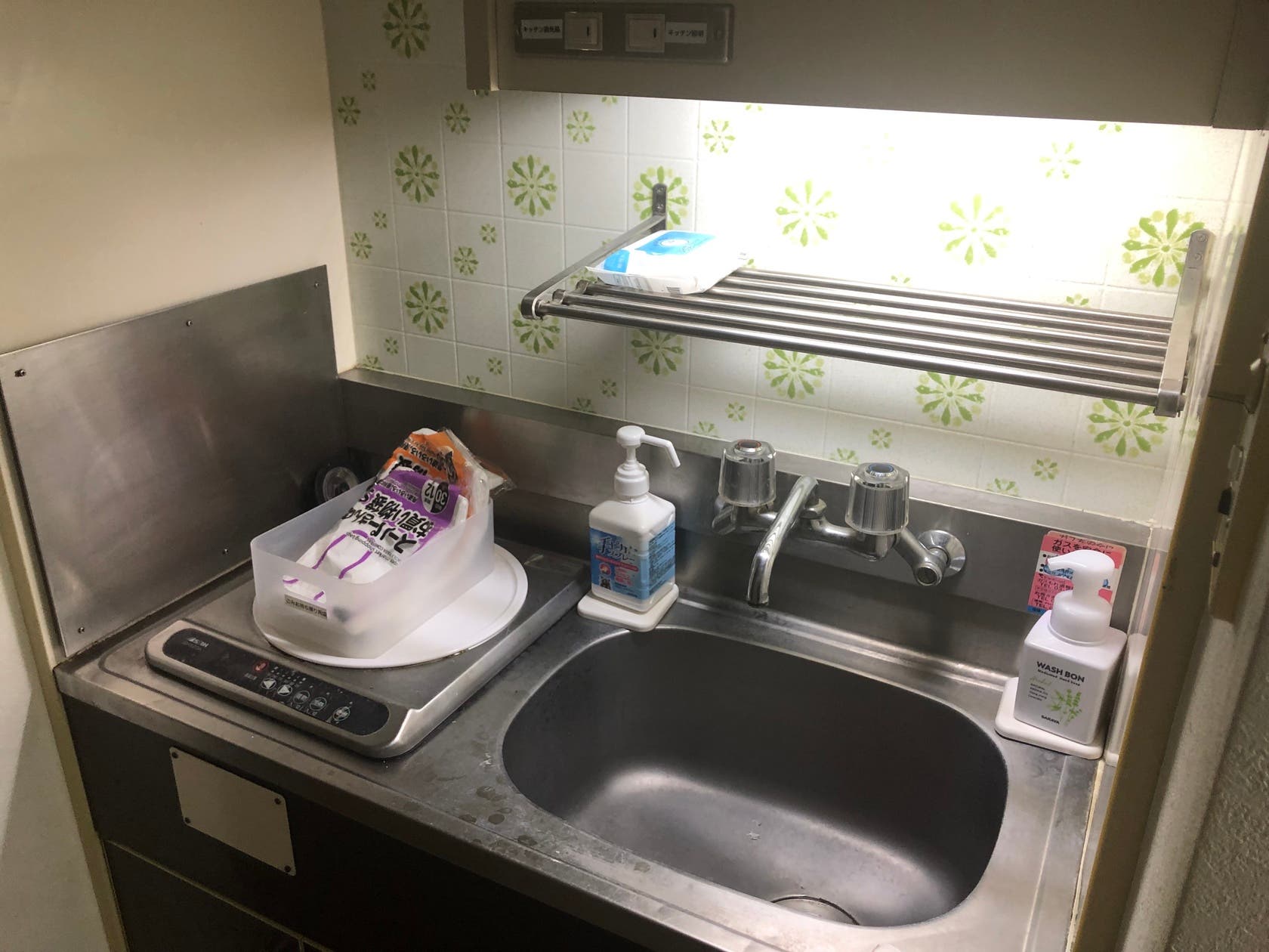 Pave 吉祥寺 駅徒歩3分個室/面接/お話会/三脚リングライト有/8〜22時即利用可/高速WiFi100Mbps/4Kモニターの写真13