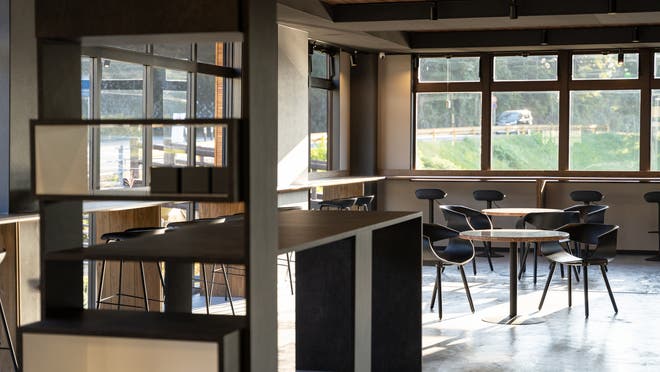 【シエスタ】 30人収容!無人カフェの静寂をあなたの自由な時間に。の写真5