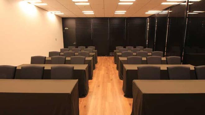 【TKPガーデンシティPREMIUMみなとみらい】カンファレンスルームJの写真1