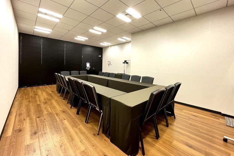 【TKPガーデンシティPREMIUMみなとみらい】カンファレンスルームLの写真1