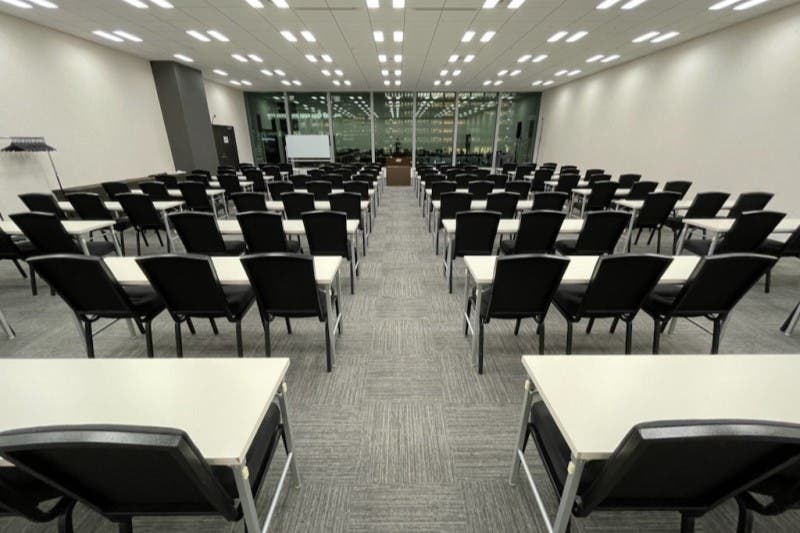 【TKPガーデンシティPREMIUM京橋】ホール22Dの写真1