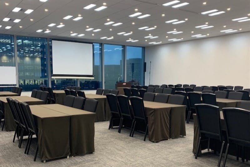 【TKPガーデンシティPREMIUM京橋】ホール22Dの写真2