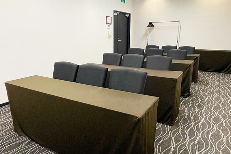 【TKPガーデンシティPREMIUM仙台西口】ミーティングルーム4Gの写真3