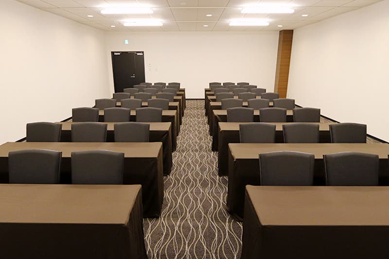 【TKPガーデンシティPREMIUM仙台西口】カンファレンスルーム4Jの写真1