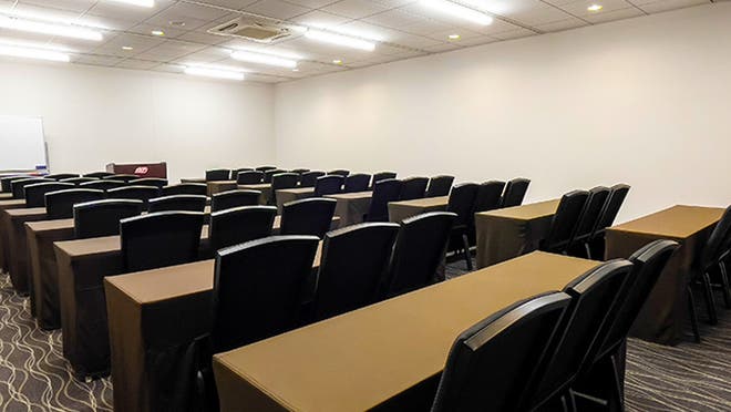 【TKPガーデンシティPREMIUM仙台西口】カンファレンスルーム4Jの写真2