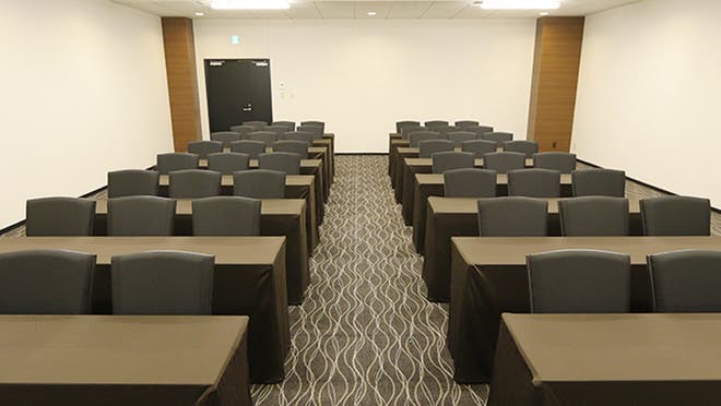 【TKPガーデンシティPREMIUM仙台西口】カンファレンスルーム4Kの写真2