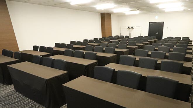 【TKPガーデンシティPREMIUM仙台西口】カンファレンスルーム5Dの写真1