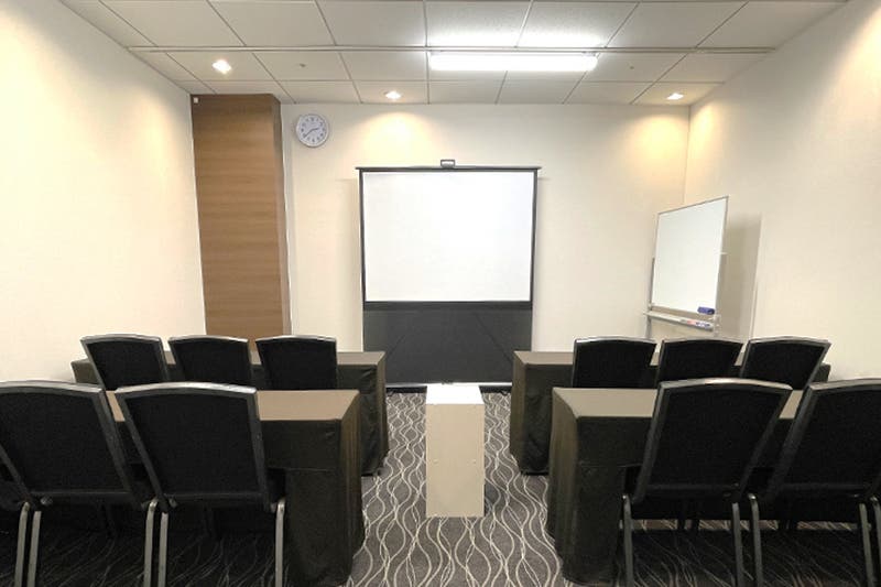 【TKPガーデンシティPREMIUM仙台西口】ミーティングルーム5Eの写真2