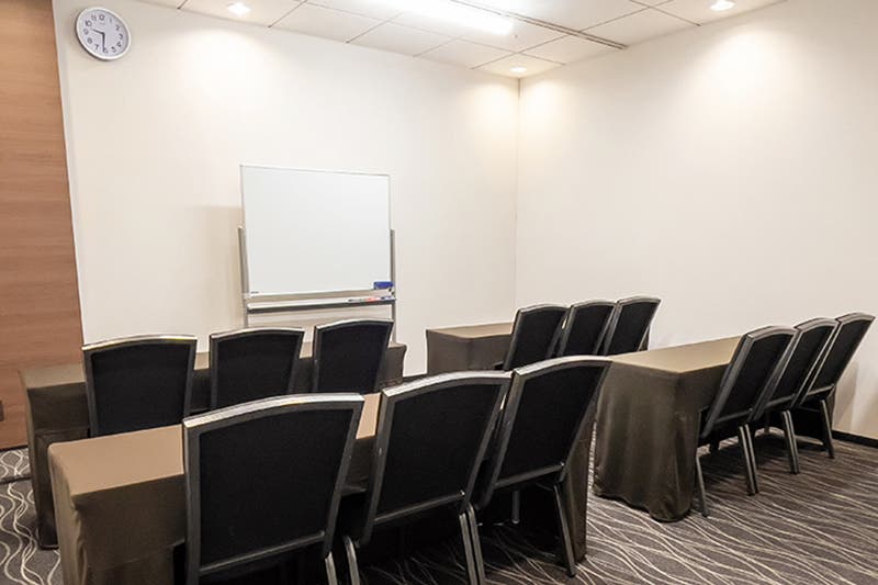 【TKPガーデンシティPREMIUM仙台西口】ミーティングルーム5Eの写真3