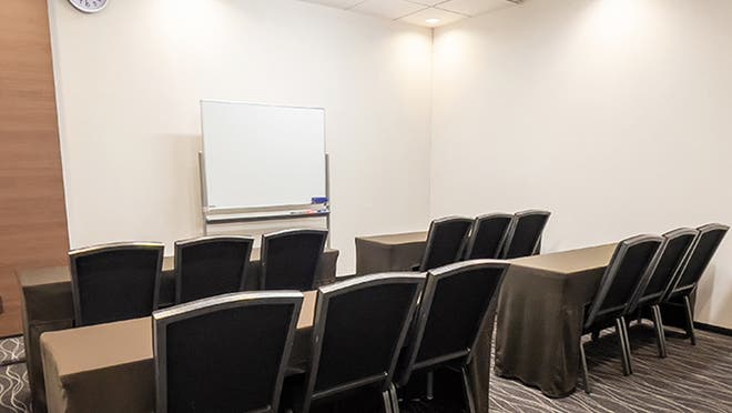 【TKPガーデンシティPREMIUM仙台西口】ミーティングルーム5Eの写真3