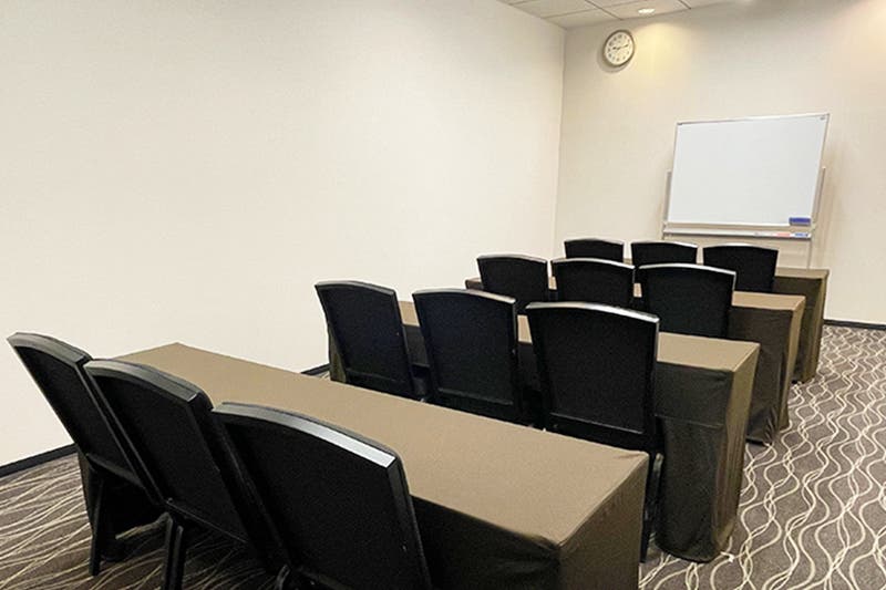 【TKPガーデンシティPREMIUM仙台西口】ミーティングルーム5Gの写真2