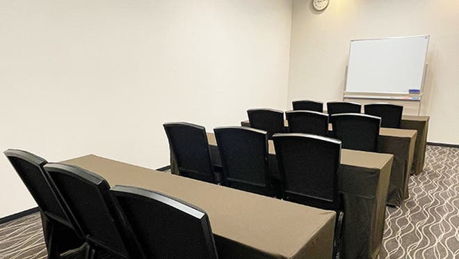 【TKPガーデンシティPREMIUM仙台西口】ミーティングルーム5Gの写真2